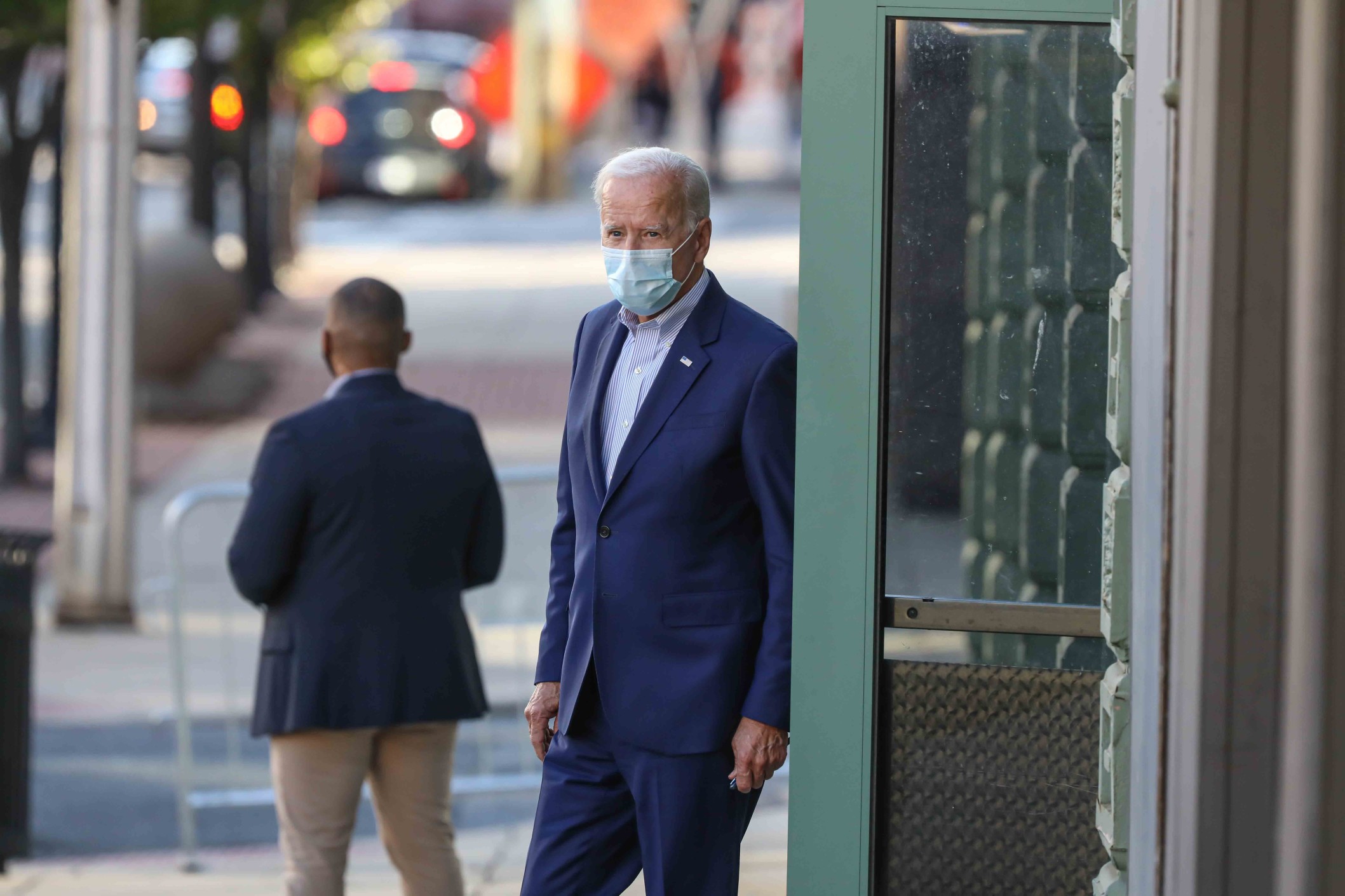Even Without Covid Circles, Biden Draws Tiny Crowds
